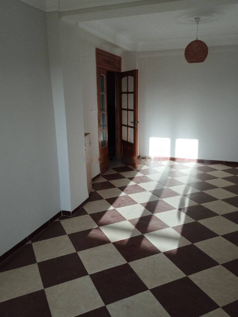 Location appartement f4 kouba